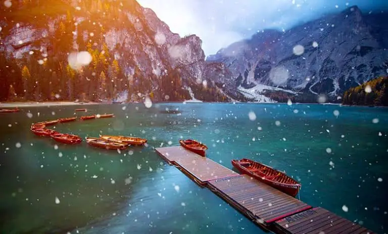 What Is Lake Effect Snow? (Formation, Example, Facts) - JournalHow